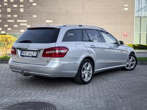 Pelēks Mercedes-Benz e-200 2010 Rīga, ar dzinēja tilpumu 2.20 L un nobraukumu 420 tūkst. km par 5100 €, foto 18 vietnē AUTOMOTO.COM.LV
