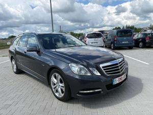 Pelēks Mercedes-Benz e-200 2010 Tauragė, ar dzinēja tilpumu 2.14 L un nobraukumu 331 tūkst. km par 5500 €, foto  vietnē AUTOMOTO.COM.LV