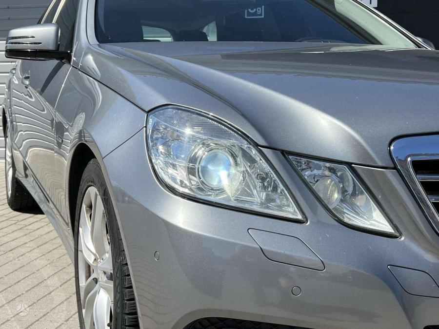 Pelēks Mercedes-Benz e-200 2010 Klaipėda, ar dzinēja tilpumu 2.14 L un nobraukumu 369 tūkst. km par 5950 €, foto 17 vietnē AUTOMOTO.COM.LV