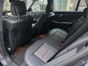 Grey Mercedes-Benz e-200 2010 in Klaipeda, with an engine capacity of 2.14 L and mileage of 333 thousand km for 6699 €, photo 5 on AUTOMOTO.COM.LV