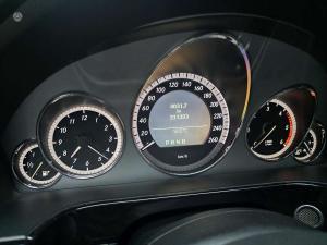 Grey Mercedes-Benz e-200 2010 in Klaipeda, with an engine capacity of 2.14 L and mileage of 333 thousand km for 6699 €, photo 7 on AUTOMOTO.COM.LV