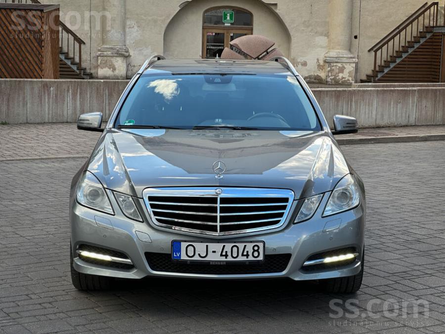 Pelēks Mercedes-Benz e-200 2011 Rīga, ar dzinēja tilpumu 2.10 L un nobraukumu 0 tūkst. km par 8200 €, foto 3 vietnē AUTOMOTO.COM.LV