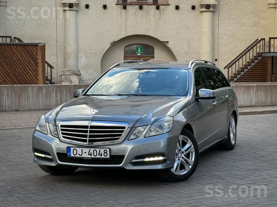 Pelēks Mercedes-Benz e-200 2011 Rīga, ar dzinēja tilpumu 2.10 L un nobraukumu 0 tūkst. km par 8200 €, foto 4 vietnē AUTOMOTO.COM.LV