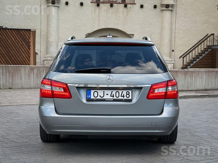 Pelēks Mercedes-Benz e-200 2011 Rīga, ar dzinēja tilpumu 2.10 L un nobraukumu 0 tūkst. km par 8200 €, foto 6 vietnē AUTOMOTO.COM.LV