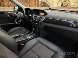 Pelēks Mercedes-Benz e-200 2011 Rīga, ar dzinēja tilpumu 2.10 L un nobraukumu 0 tūkst. km par 8200 €, foto 9 vietnē AUTOMOTO.COM.LV