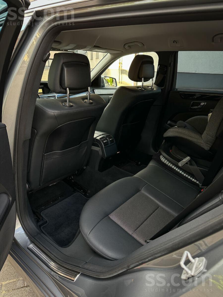 Pelēks Mercedes-Benz e-200 2011 Rīga, ar dzinēja tilpumu 2.10 L un nobraukumu 0 tūkst. km par 8200 €, foto 14 vietnē AUTOMOTO.COM.LV