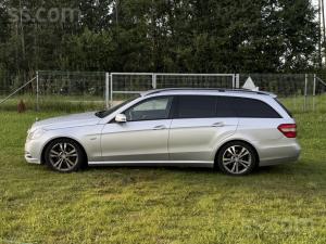 Grey Mercedes-Benz e-200 2011 in Riga, with an engine capacity of 2.20 L and mileage of 514 thousand km for 5000 €, photo 4 on AUTOMOTO.COM.LV