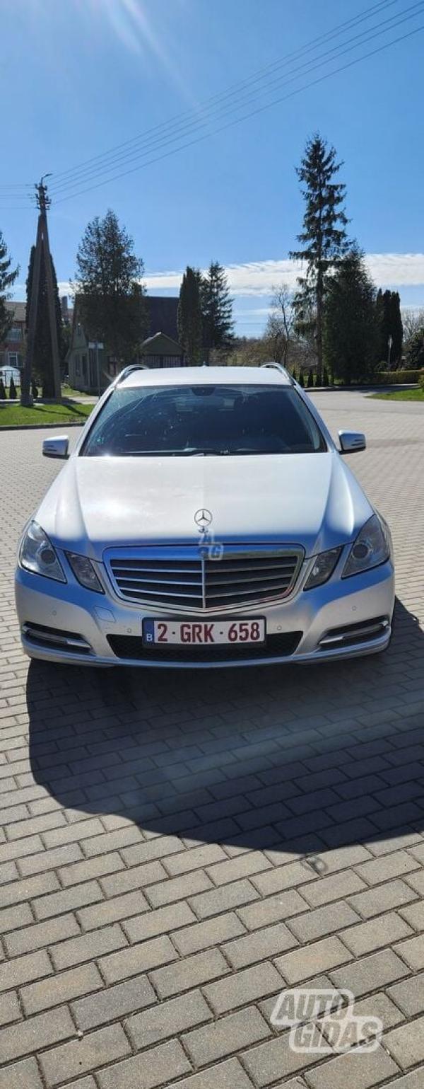 Grey Mercedes-Benz e-200 2012 in Vilnius, with an engine capacity of 2.10 L and mileage of 206 thousand km for 5399 €, photo 2 on AUTOMOTO.COM.LV