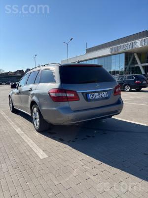 Серый Мерседес E 200 2012 в Резекне, объемом двигателя 2.00 л и пробегом 0 тыс. км за 5500 €, фото 4 на AUTOMOTO.COM.LV