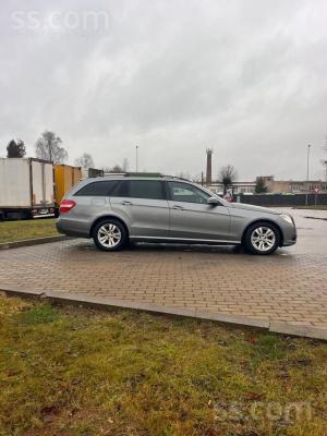 Pelēks Mercedes-Benz e-200 2012 Rēzekne, ar dzinēja tilpumu 2.00 L un nobraukumu 0 tūkst. km par 6100 €, foto 5 vietnē AUTOMOTO.COM.LV