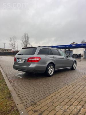 Pelēks Mercedes-Benz e-200 2012 Rēzekne, ar dzinēja tilpumu 2.00 L un nobraukumu 0 tūkst. km par 6100 €, foto 6 vietnē AUTOMOTO.COM.LV