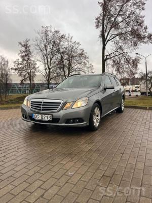 Pelēks Mercedes-Benz e-200 2012 Rēzekne, ar dzinēja tilpumu 2.00 L un nobraukumu 0 tūkst. km par 6100 €, foto 9 vietnē AUTOMOTO.COM.LV