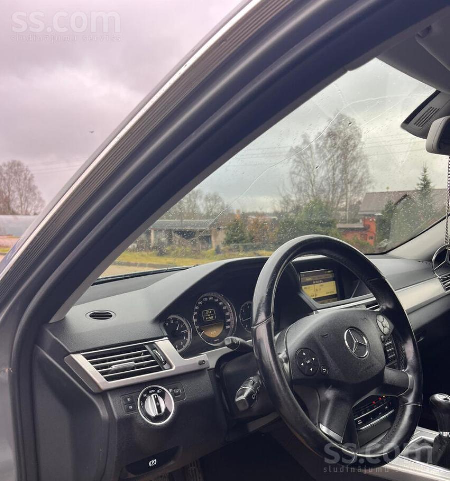 Pelēks Mercedes-Benz e-200 2012 Rēzekne, ar dzinēja tilpumu 2.00 L un nobraukumu 0 tūkst. km par 6100 €, foto 12 vietnē AUTOMOTO.COM.LV
