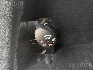 Серый Мерседес E 200 2013 в Даугавпилс, объемом двигателя 2.20 л и пробегом 267 тыс. км за 8300 €, фото 10 на AUTOMOTO.COM.LV