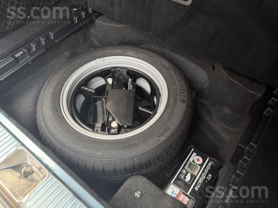 Grey Mercedes-Benz e-200 2013 in Daugavpils, with an engine capacity of 2.20 L and mileage of 267 thousand km for 8300 €, photo 8 on AUTOMOTO.COM.LV