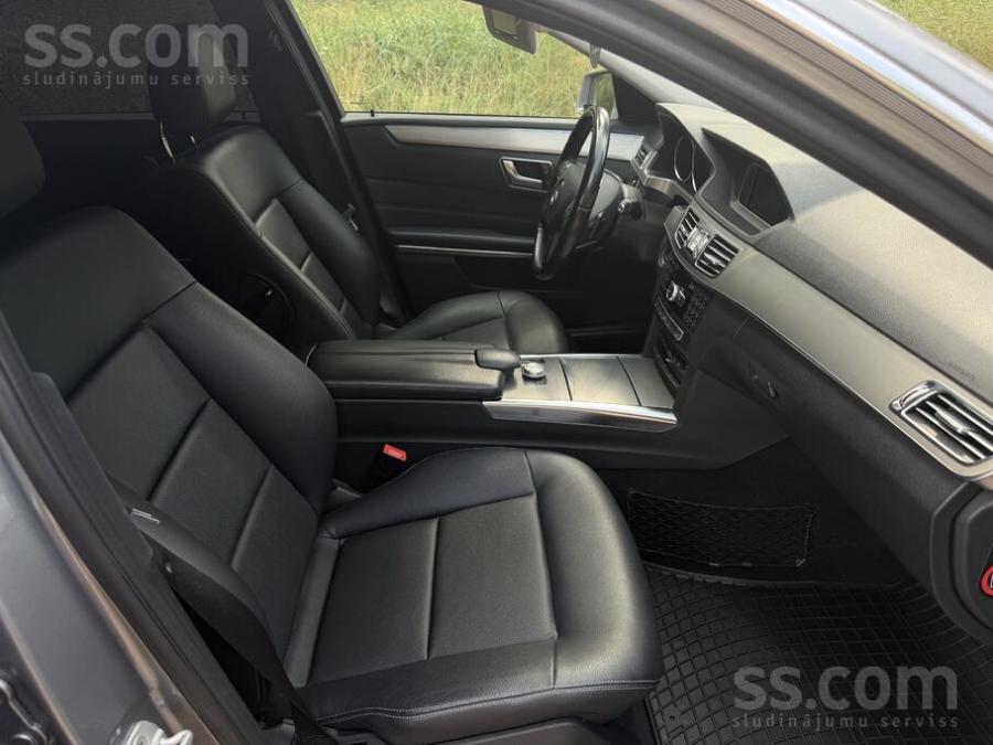 Grey Mercedes-Benz e-200 2013 in Daugavpils, with an engine capacity of 2.20 L and mileage of 267 thousand km for 8300 €, photo 13 on AUTOMOTO.COM.LV