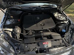 Grey Mercedes-Benz e-200 2013 in Daugavpils, with an engine capacity of 2.20 L and mileage of 267 thousand km for 8300 €, photo 15 on AUTOMOTO.COM.LV