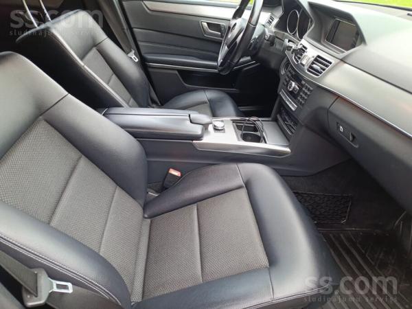 Мерседес E 200 2013 в Бауска на AUTOMOTO.COM.LV Серый Мерседес E 200 2013 в Бауска, объемом двигателя 2.20 л и пробегом 280 тыс. км за 10500 €, фото 9 на AUTOMOTO.COM.LV