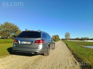Серый Мерседес E 200 2013 в Бауска, объемом двигателя 2.20 л и пробегом 281 тыс. км за 10000 €, фото 7 на AUTOMOTO.COM.LV