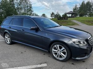 Grey Mercedes-Benz e-200 2014 in Vilkaviskis, with an engine capacity of 2.10 L and mileage of 446 thousand km for 5750 €, photo 4 on AUTOMOTO.COM.LV