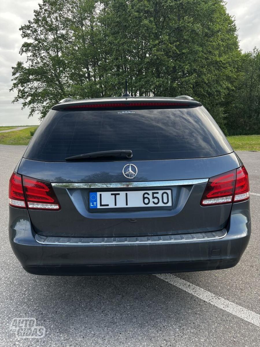 Grey Mercedes-Benz e-200 2014 in Vilkaviskis, with an engine capacity of 2.10 L and mileage of 446 thousand km for 5750 €, photo 7 on AUTOMOTO.COM.LV