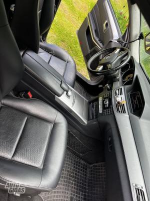 Grey Mercedes-Benz e-200 2014 in Vilkaviskis, with an engine capacity of 2.10 L and mileage of 446 thousand km for 5750 €, photo 9 on AUTOMOTO.COM.LV
