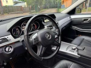 Серый Мерседес E 200 2014 в Каунас, объемом двигателя 2.10 л и пробегом 390 тыс. км за 6800 €, фото 14 на AUTOMOTO.COM.LV
