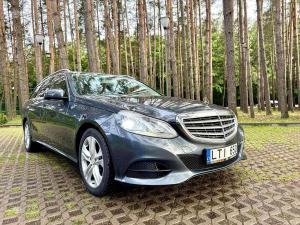 Серый Мерседес E 200 2014 в Каунас, объемом двигателя 2.10 л и пробегом 390 тыс. км за 6800 €, фото 28 на AUTOMOTO.COM.LV