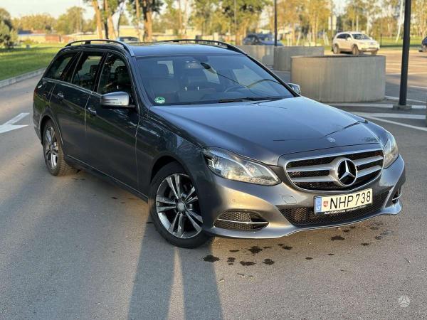 Pelēks Mercedes-Benz e-200 2016 Ukmergė, ar dzinēja tilpumu 2.10 L un nobraukumu 345 tūkst. km par 6600 €, foto 4 vietnē AUTOMOTO.COM.LV