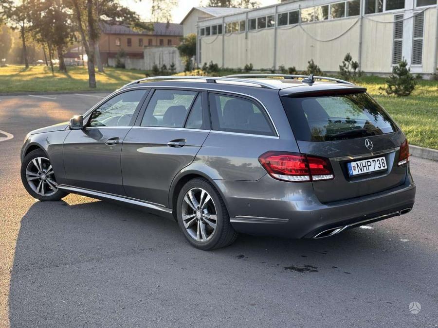 Pelēks Mercedes-Benz e-200 2016 Ukmergė, ar dzinēja tilpumu 2.10 L un nobraukumu 345 tūkst. km par 6600 €, foto 5 vietnē AUTOMOTO.COM.LV