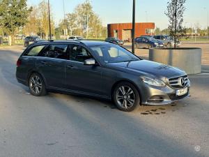 Pelēks Mercedes-Benz e-200 2016 Ukmergė, ar dzinēja tilpumu 2.10 L un nobraukumu 345 tūkst. km par 6600 €, foto 14 vietnē AUTOMOTO.COM.LV