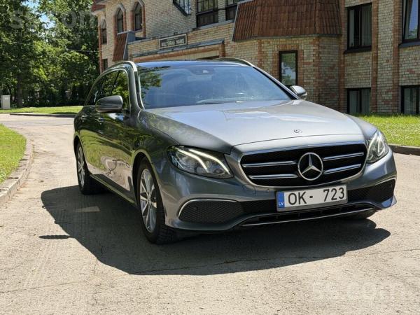 Pelēks Mercedes-Benz e-200 2018 Ogre, ar dzinēja tilpumu 2.00 L un nobraukumu 246 tūkst. km par 16570 €, foto 3 vietnē AUTOMOTO.COM.LV