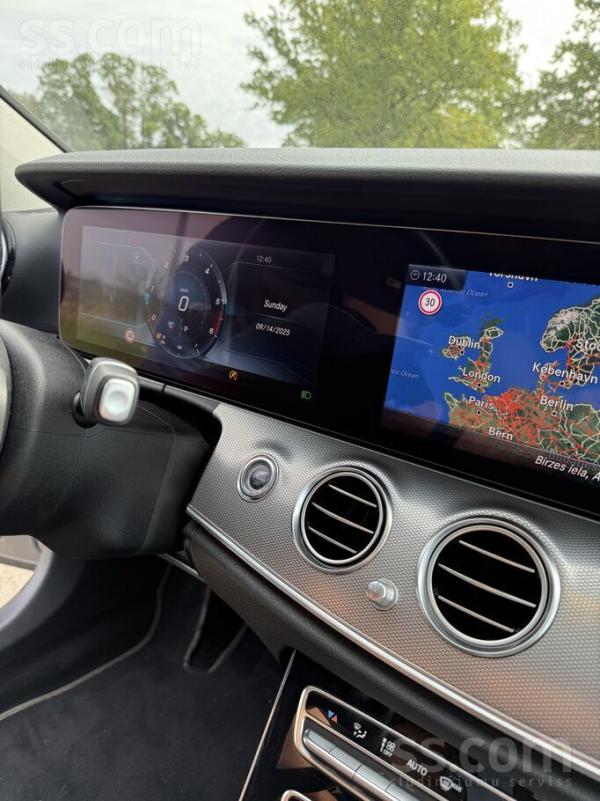 Pelēks Mercedes-Benz e-200 2018 Ogre, ar dzinēja tilpumu 2.00 L un nobraukumu 246 tūkst. km par 16570 €, foto 10 vietnē AUTOMOTO.COM.LV