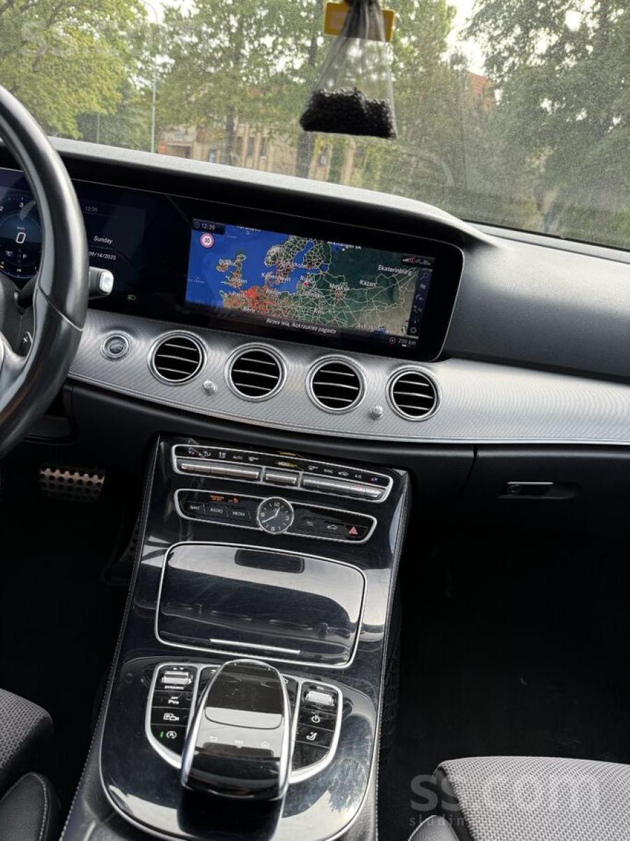 Серый Мерседес E 200 2018 в Огре, объемом двигателя 2.00 л и пробегом 246 тыс. км за 16570 €, фото 12 на AUTOMOTO.COM.LV