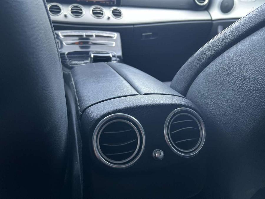 Серый Мерседес E 200 2018 в Утена, объемом двигателя 1.95 л и пробегом 550 тыс. км за 8650 €, фото 20 на AUTOMOTO.COM.LV