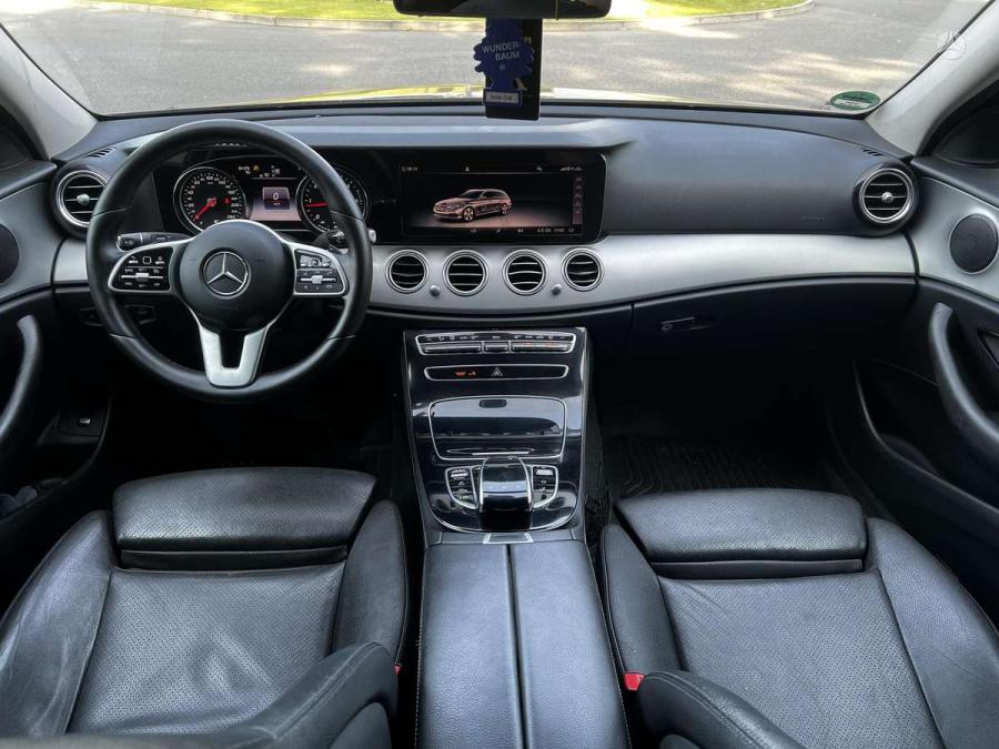 Grey Mercedes-Benz e-200 2018 in Utena, with an engine capacity of 1.95 L and mileage of 550 thousand km for 8650 €, photo 18 on AUTOMOTO.COM.LV