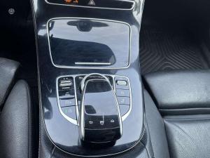 Grey Mercedes-Benz e-200 2018 in Utena, with an engine capacity of 1.95 L and mileage of 550 thousand km for 8650 €, photo 24 on AUTOMOTO.COM.LV