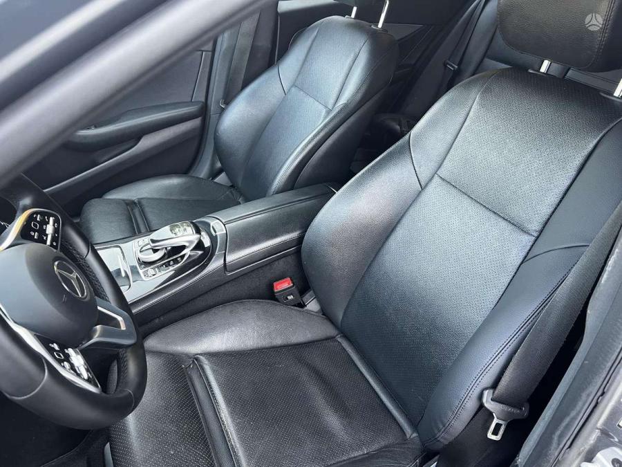 Grey Mercedes-Benz e-200 2018 in Utena, with an engine capacity of 1.95 L and mileage of 550 thousand km for 8650 €, photo 29 on AUTOMOTO.COM.LV