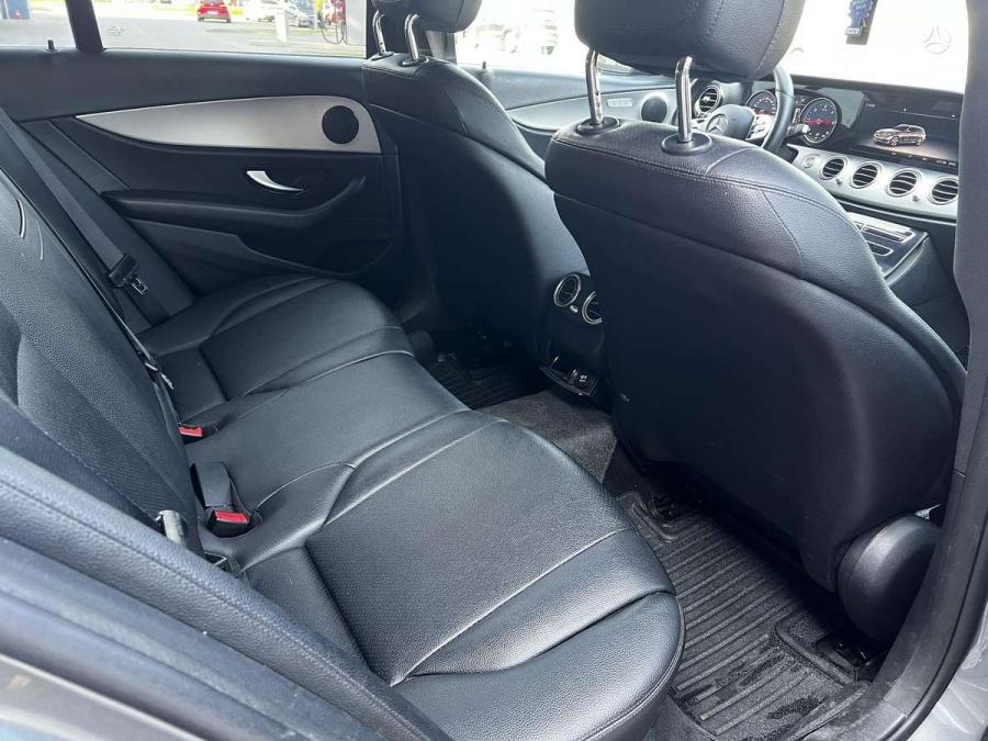 Grey Mercedes-Benz e-200 2018 in Utena, with an engine capacity of 1.95 L and mileage of 550 thousand km for 8650 €, photo 32 on AUTOMOTO.COM.LV