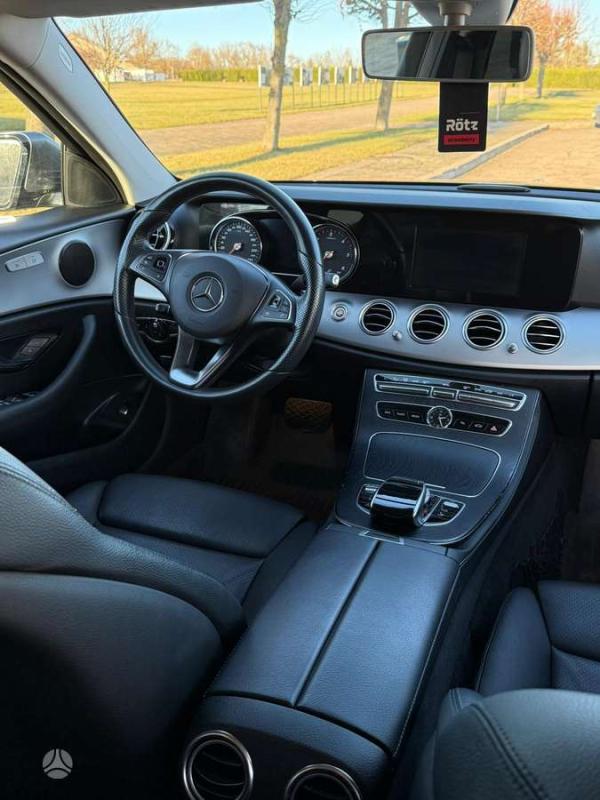 Pelēks Mercedes-Benz e-200 2019 Kauņa, ar dzinēja tilpumu 1.95 L un nobraukumu 298 tūkst. km par 14500 €, foto 11 vietnē AUTOMOTO.COM.LV