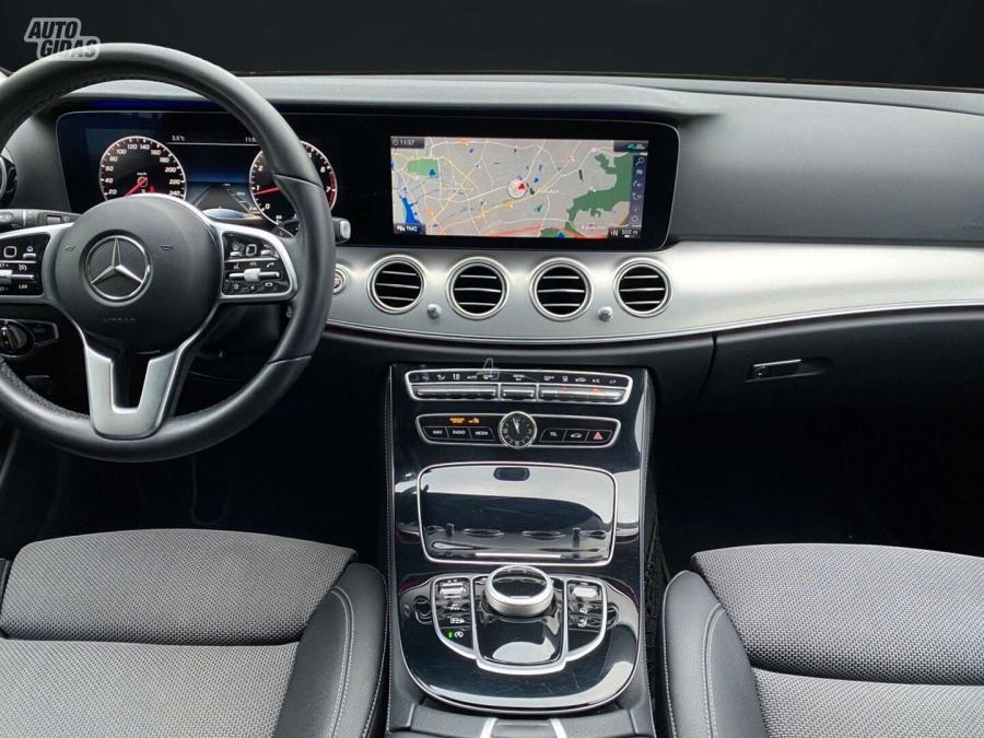 Pelēks Mercedes-Benz e-200 2019 Kauņa, ar dzinēja tilpumu 2.00 L un nobraukumu 72 tūkst. km par 29507 €, foto 10 vietnē AUTOMOTO.COM.LV