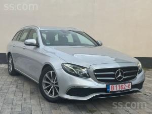 Pelēks Mercedes-Benz e-200 2019 Rīga, ar dzinēja tilpumu 2.00 L un nobraukumu 203 tūkst. km par 17900 €, foto 4 vietnē AUTOMOTO.COM.LV