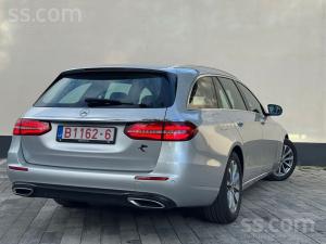 Pelēks Mercedes-Benz e-200 2019 Rīga, ar dzinēja tilpumu 2.00 L un nobraukumu 203 tūkst. km par 17900 €, foto 6 vietnē AUTOMOTO.COM.LV