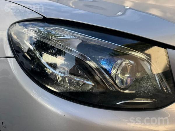 Pelēks Mercedes-Benz e-200 2019 Rīga, ar dzinēja tilpumu 2.00 L un nobraukumu 203 tūkst. km par 17900 €, foto 9 vietnē AUTOMOTO.COM.LV