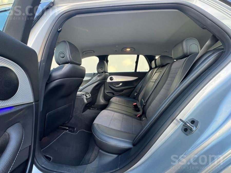 Pelēks Mercedes-Benz e-200 2019 Rīga, ar dzinēja tilpumu 2.00 L un nobraukumu 203 tūkst. km par 17900 €, foto 17 vietnē AUTOMOTO.COM.LV