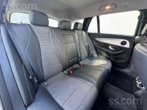 Pelēks Mercedes-Benz e-200 2019 Rīga, ar dzinēja tilpumu 2.00 L un nobraukumu 203 tūkst. km par 17900 €, foto 20 vietnē AUTOMOTO.COM.LV