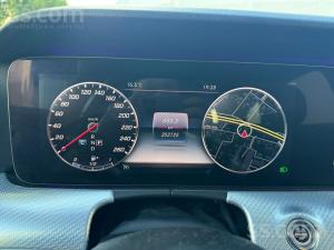 Pelēks Mercedes-Benz e-200 2019 Rīga, ar dzinēja tilpumu 2.00 L un nobraukumu 203 tūkst. km par 17900 €, foto 26 vietnē AUTOMOTO.COM.LV
