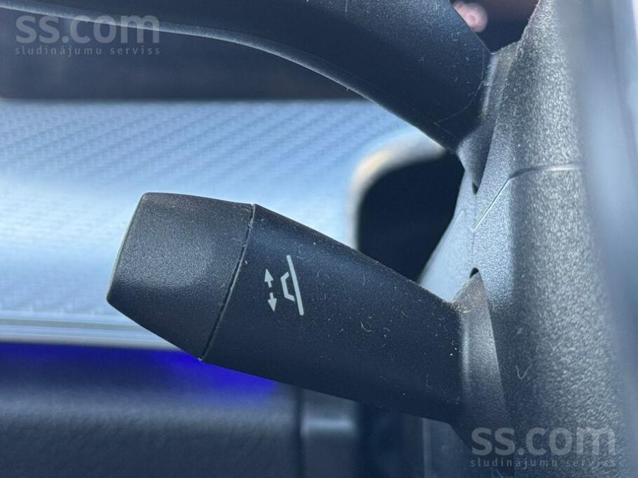 Pelēks Mercedes-Benz e-200 2019 Rīga, ar dzinēja tilpumu 2.00 L un nobraukumu 203 tūkst. km par 17900 €, foto 34 vietnē AUTOMOTO.COM.LV