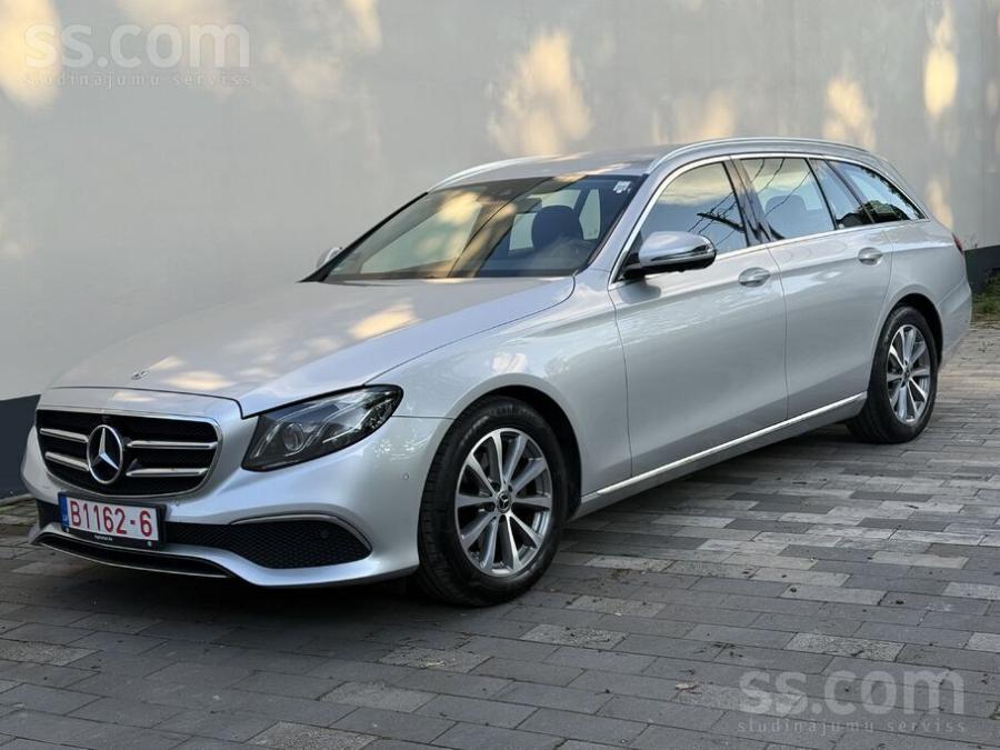 Серый Мерседес E 200 2019 в Рига, объемом двигателя 2.00 л и пробегом 203 тыс. км за 16650 €, фото 8 на AUTOMOTO.COM.LV