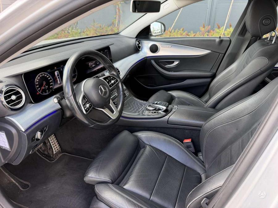 Pelēks Mercedes-Benz e-200 2019 Viļņa, ar dzinēja tilpumu 1.56 L un nobraukumu 385 tūkst. km par 11800 €, foto 19 vietnē AUTOMOTO.COM.LV